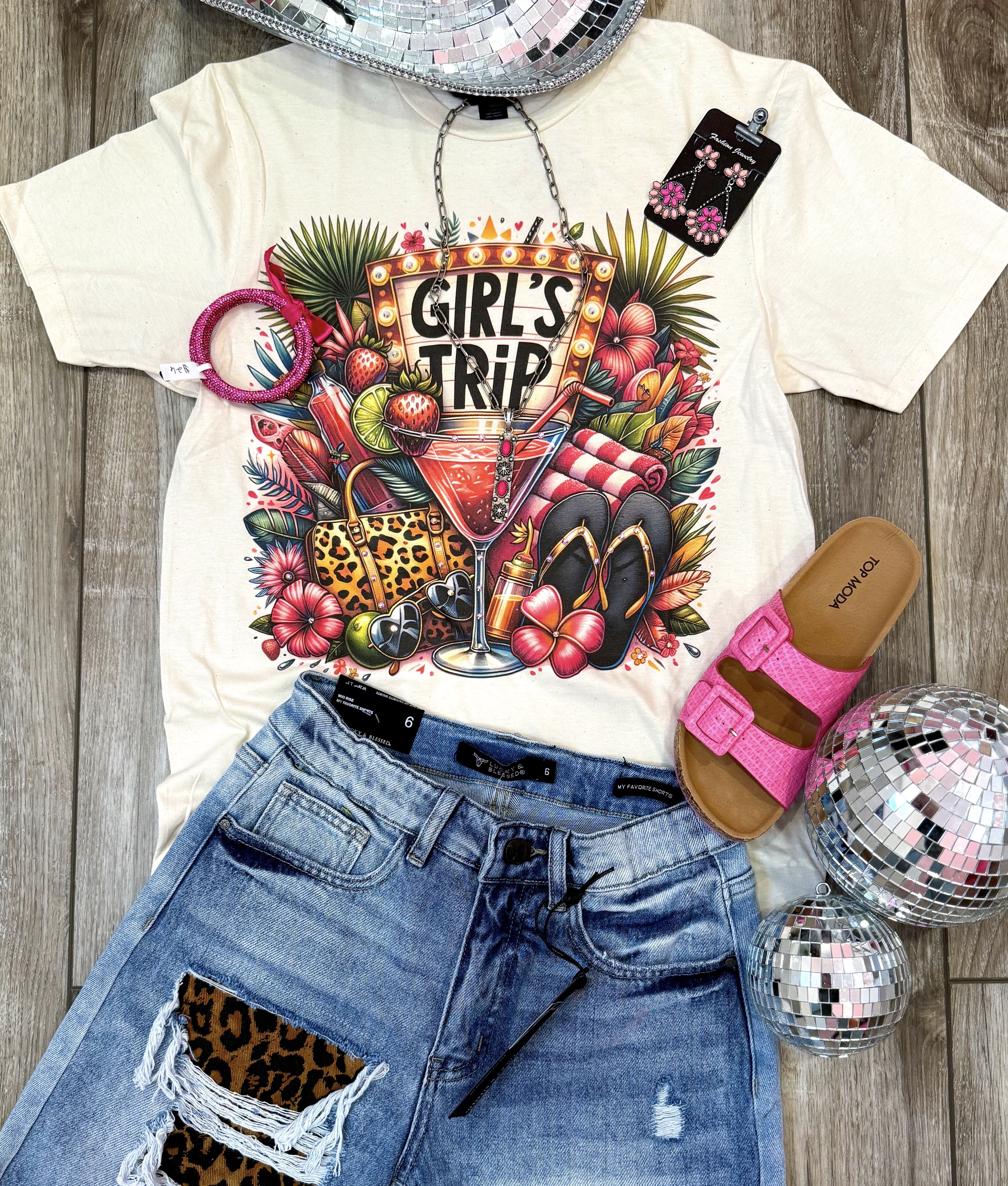 Women's Graphic Tees & T-Shirts | Wild Horse Boutique